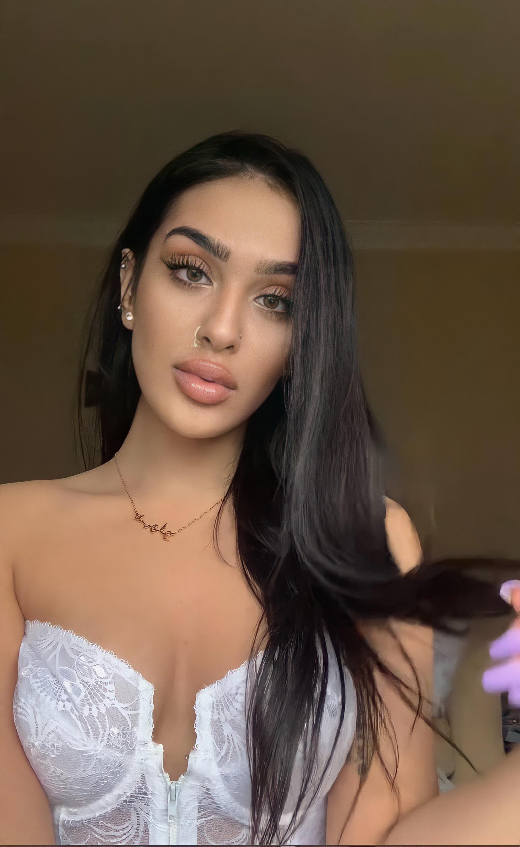 show me some love😛 | Scrolller