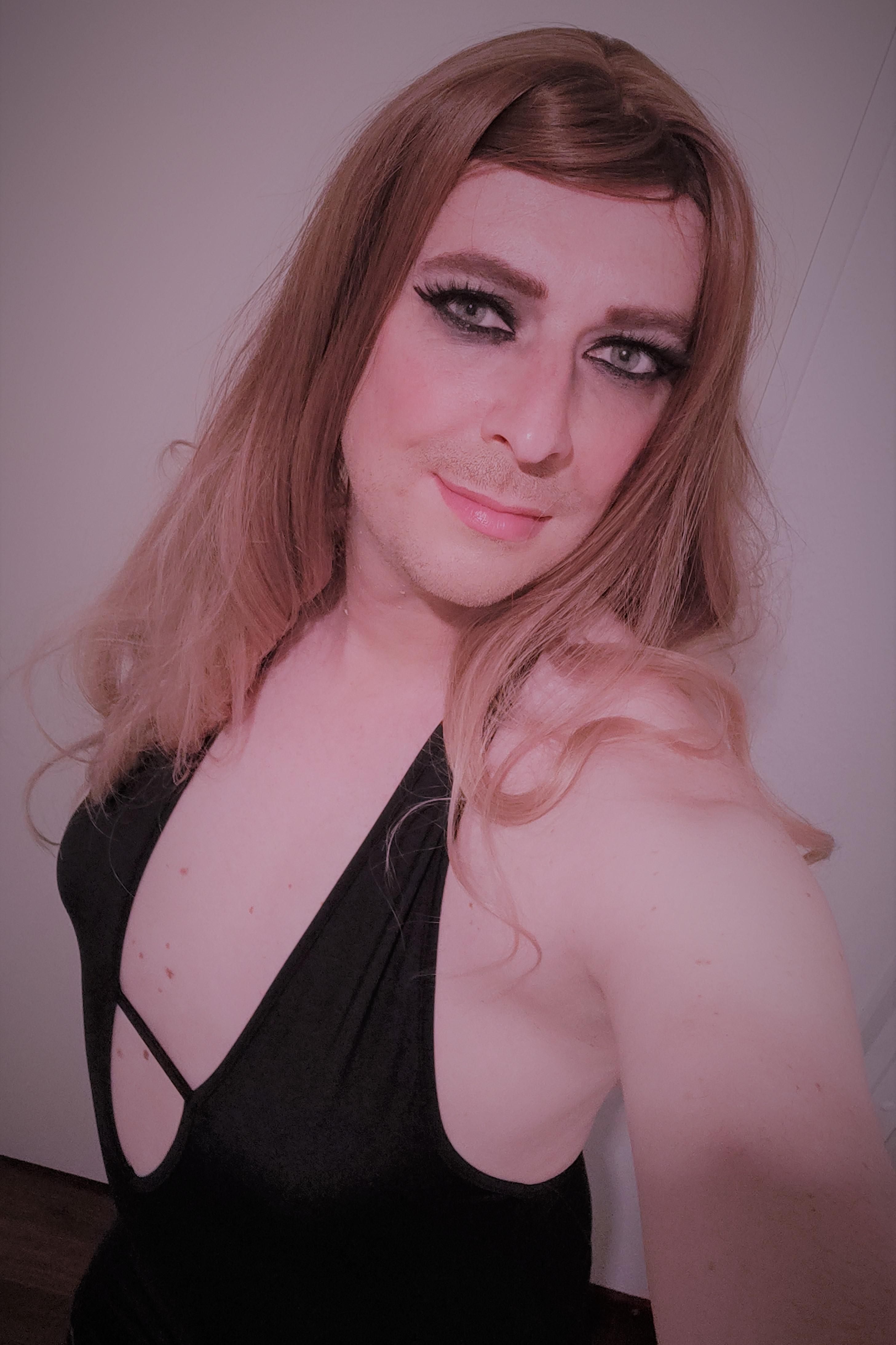 Showing face for the first time, little bit scared | Scrolller