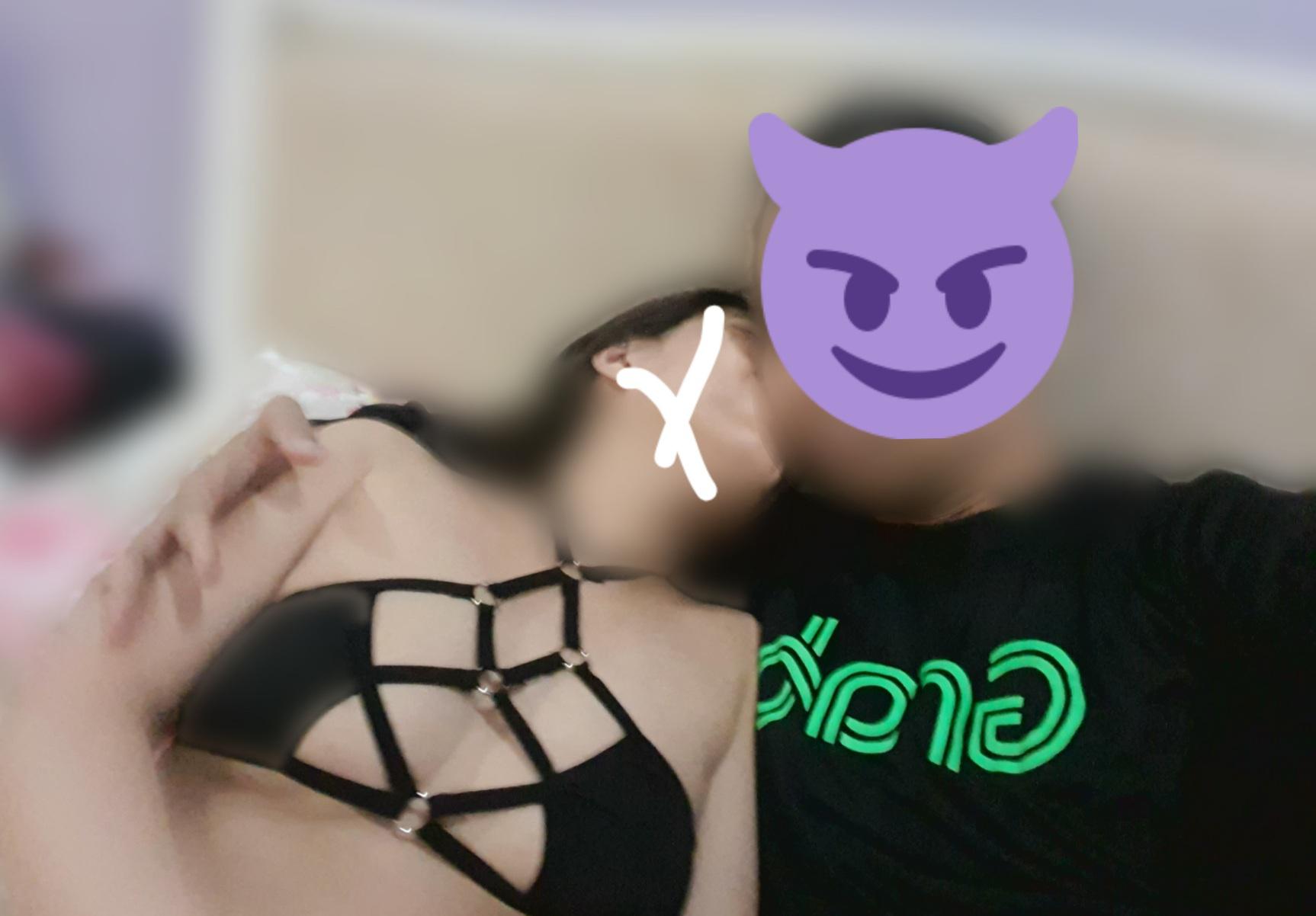 Si kuya pala ang order. | Scrolller