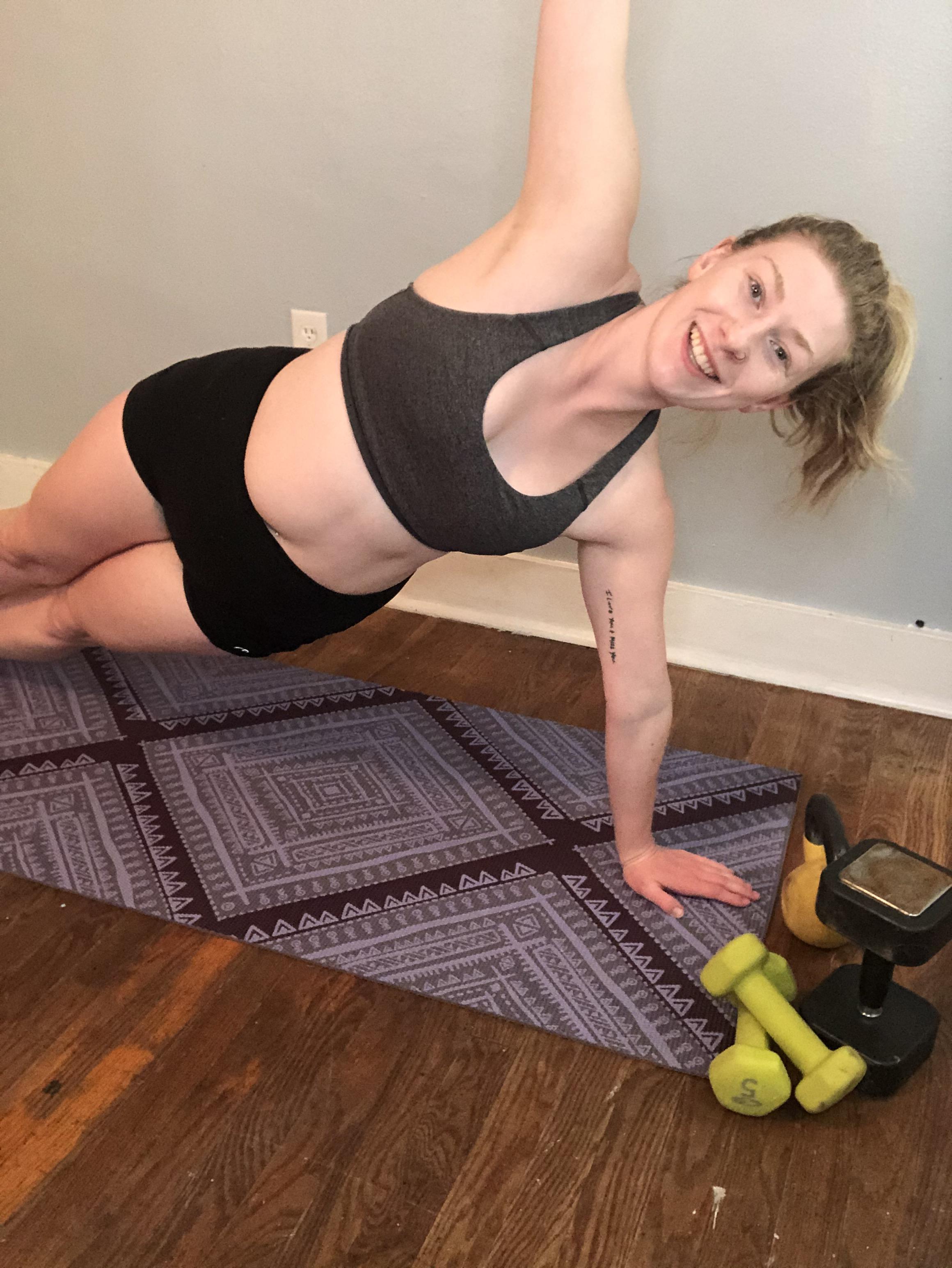 Side planks! Follow me on onlyfans, link in the comment! Pics, vids, panties! | Scrolller