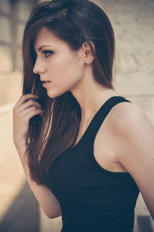 Side profile. | Scrolller