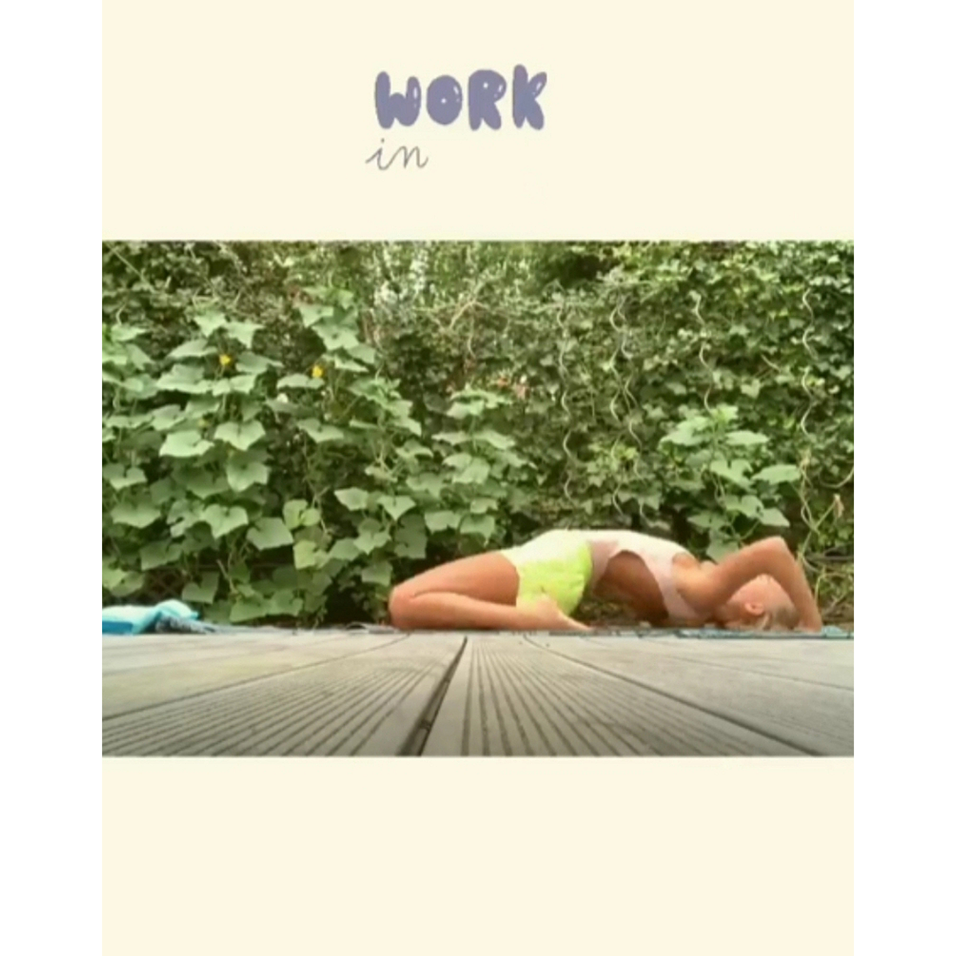 Sideboob 1 | Scrolller