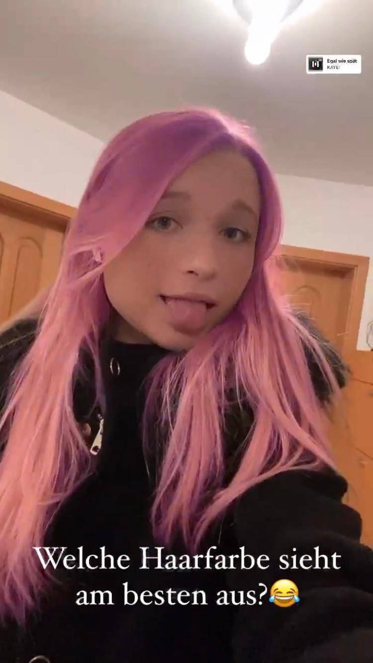 Sie will unseren Schwanz😛 | Scrolller