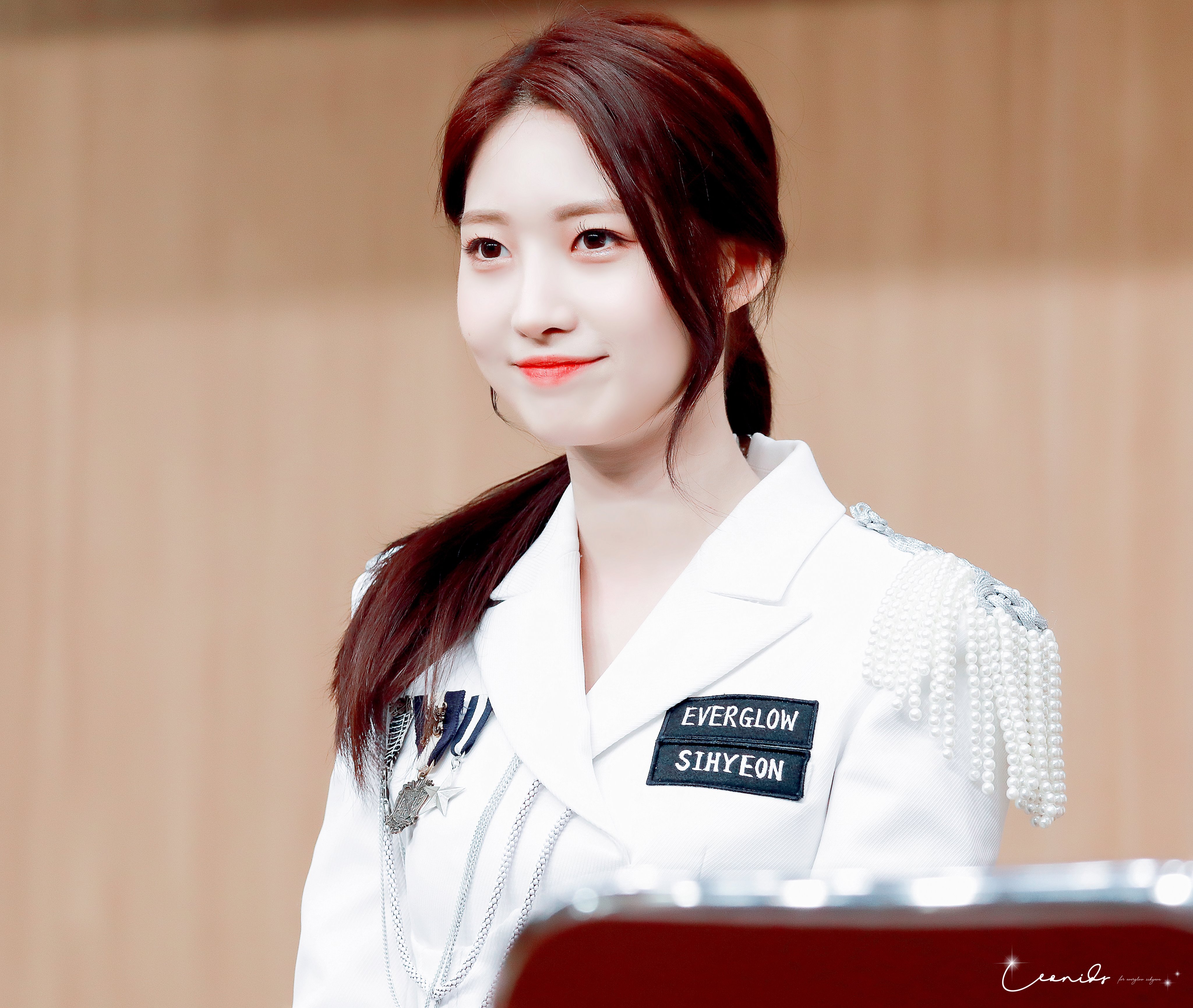 Sihyeon Grin | Scrolller