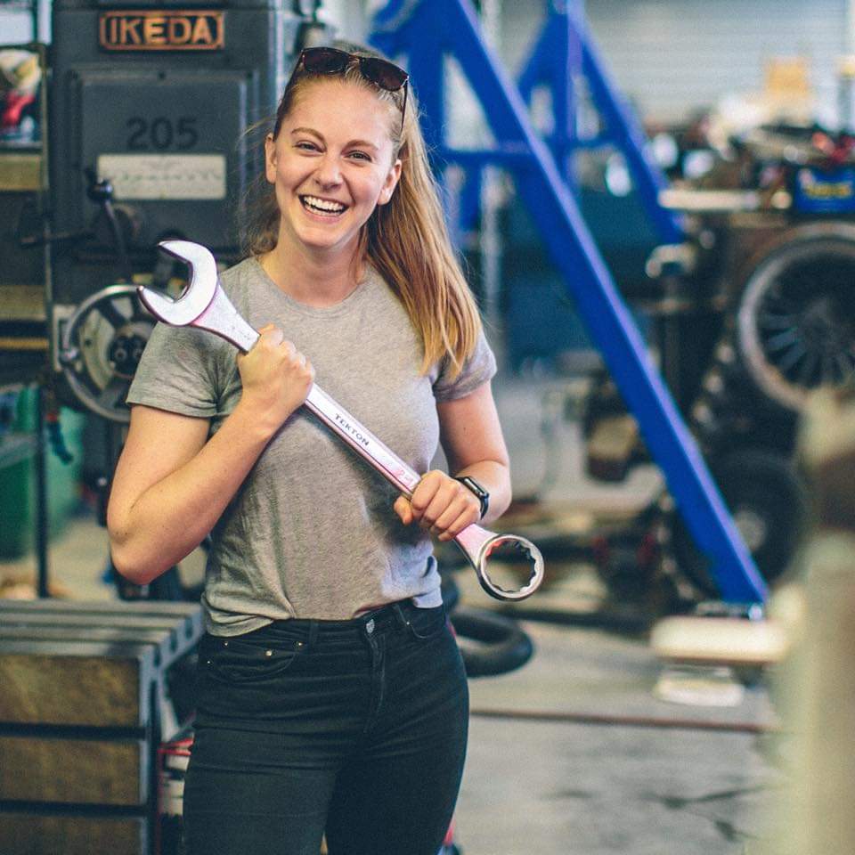 Simone Giertz Scrolller