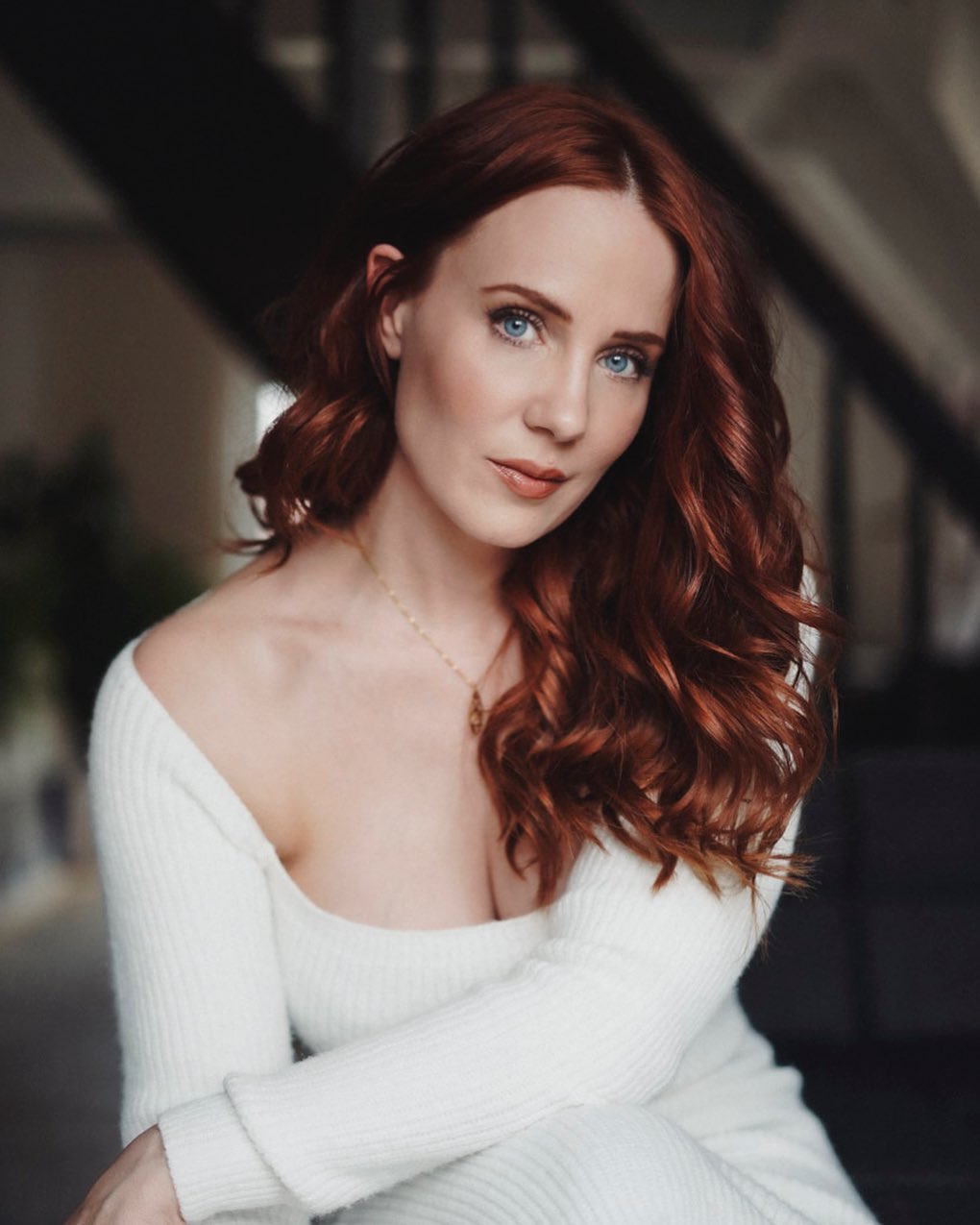 Simone Simons | Scrolller
