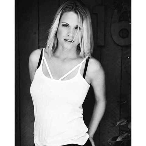 Simply Stunning | Scrolller