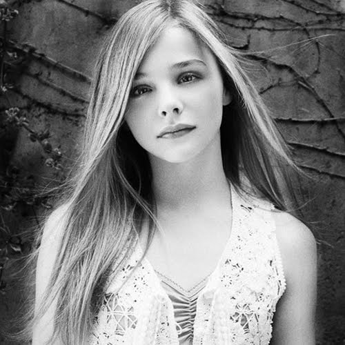 Simply stunning.... most naturally beautiful girl on Earth. | Scrolller