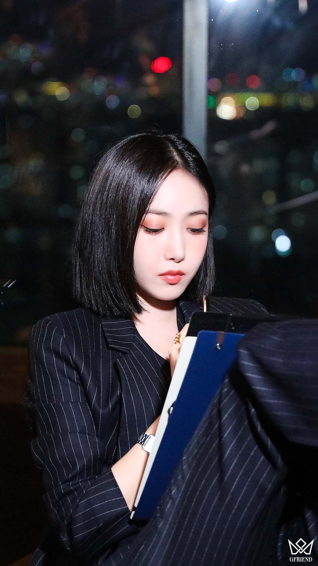 SinB | Scrolller