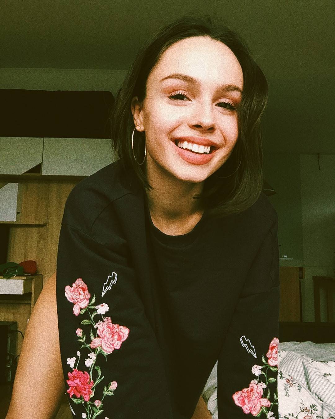 [Sis19] My sis cute 19 y/o | Scrolller