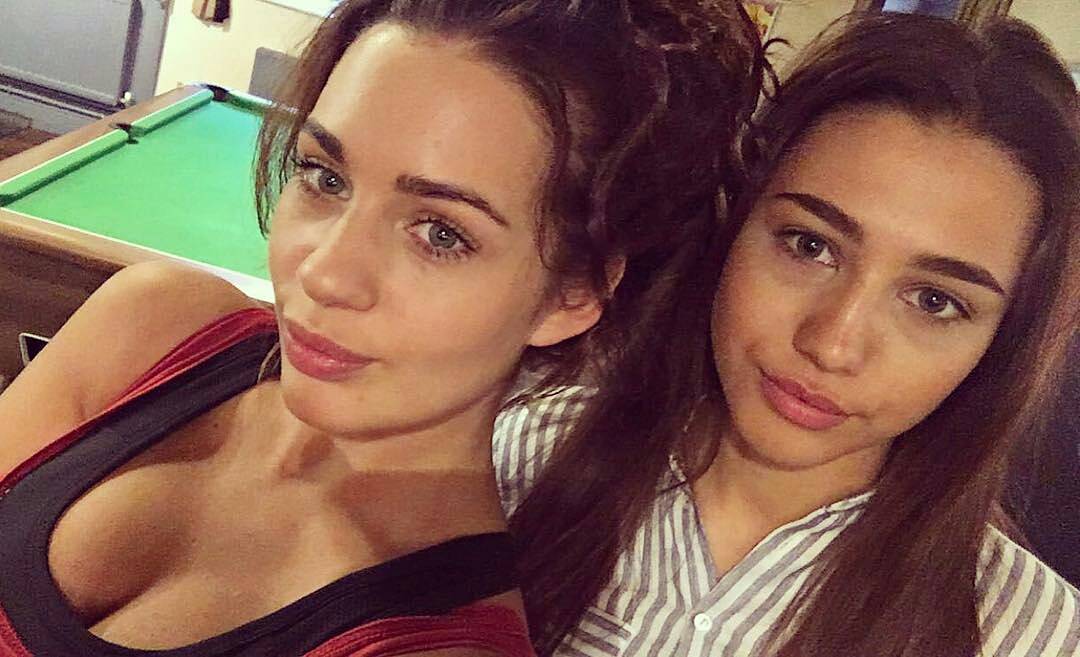 Sisters 9 | Scrolller