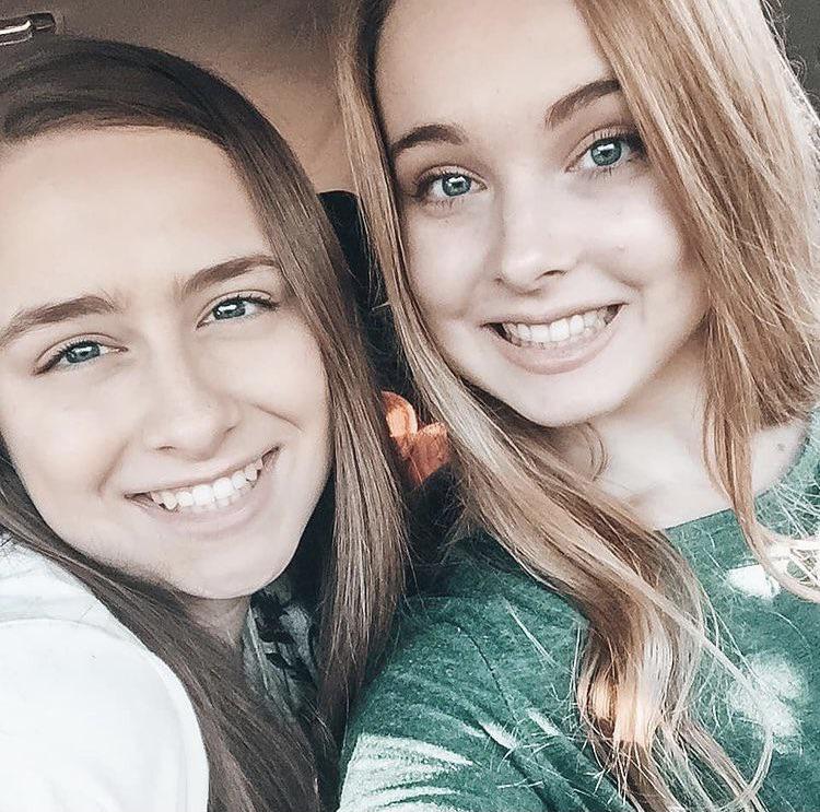 Sisters! | Scrolller