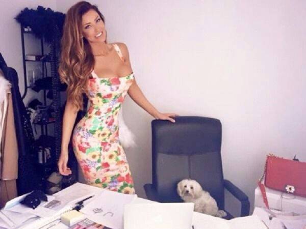 Sit down, let's talk about your experience | Scrolller