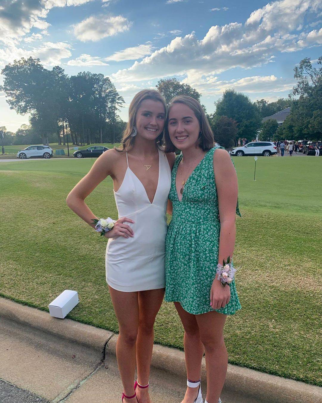 skinny abby | Scrolller