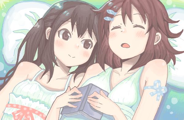 Sleepy Yui | Scrolller