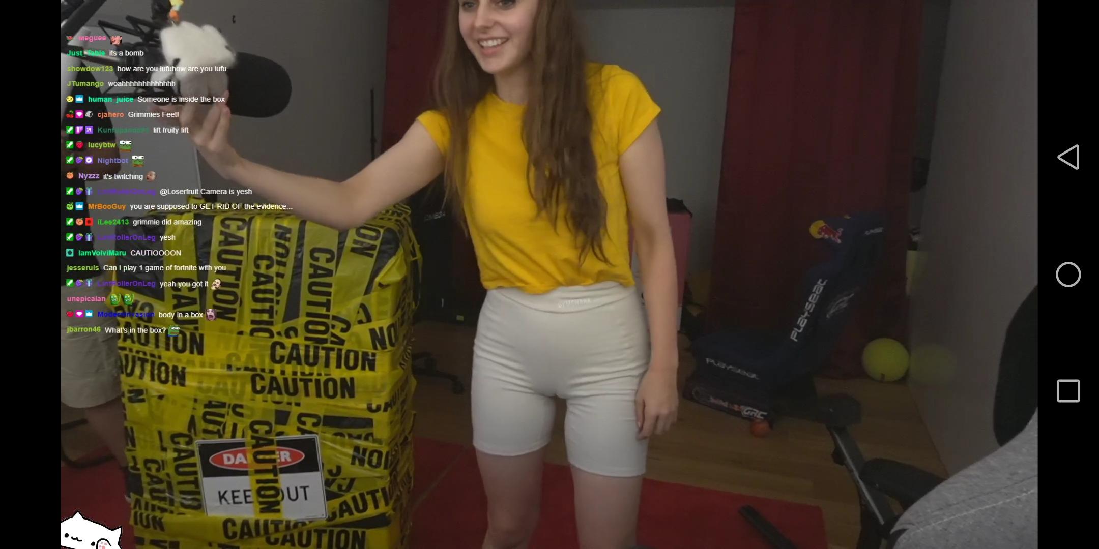 Slight cameltoe | Scrolller