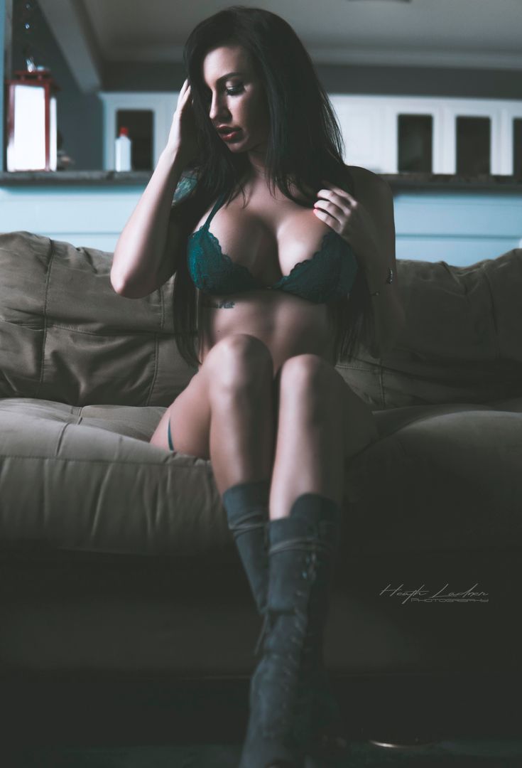 Slim stacked | Scrolller