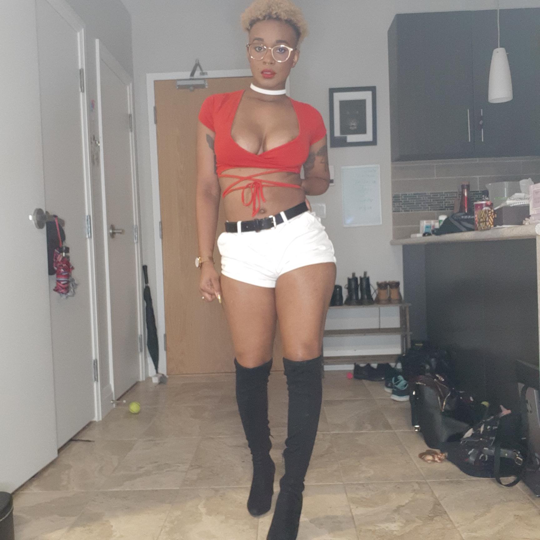 Slip incoming | Scrolller