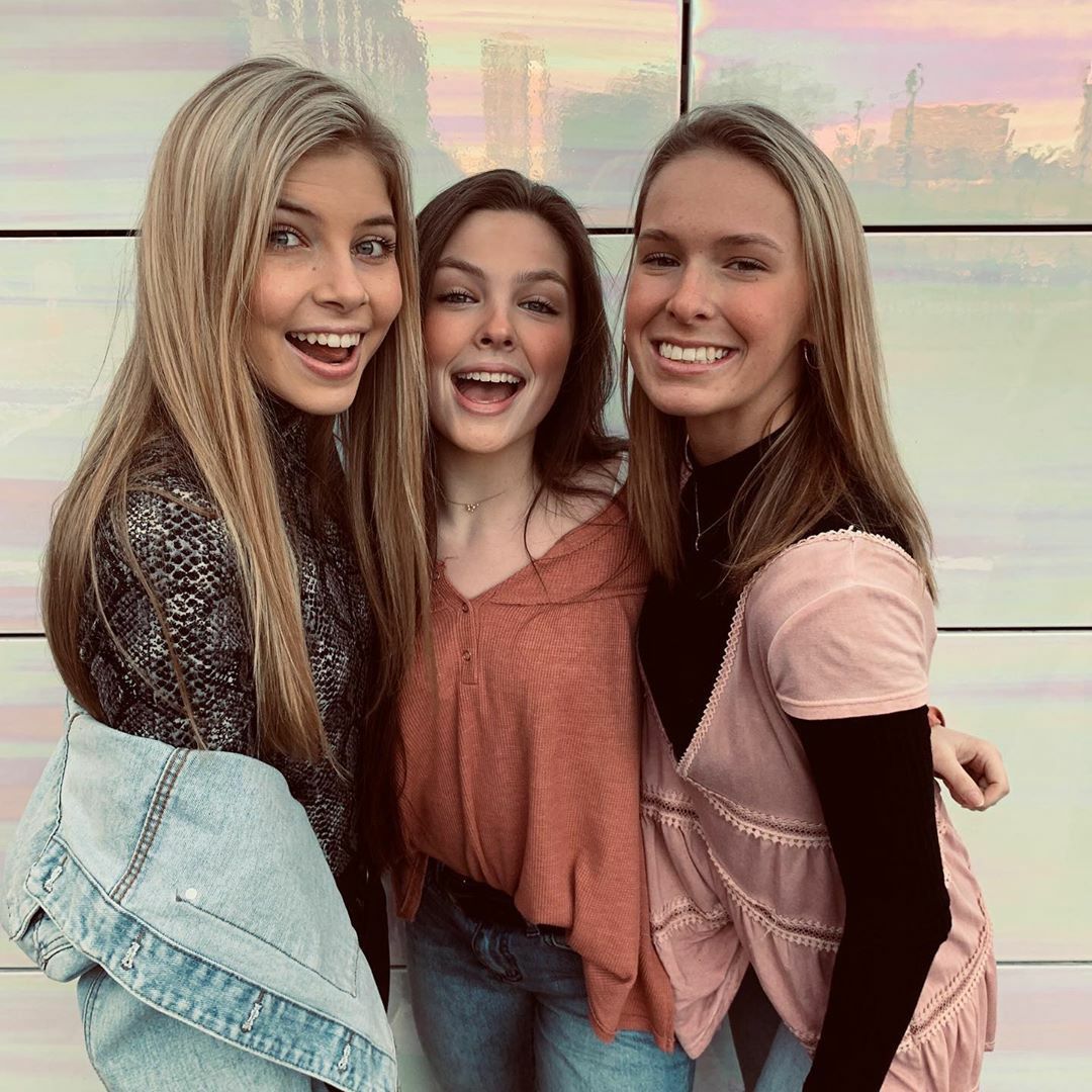 Slutty trio (FMK) | Scrolller