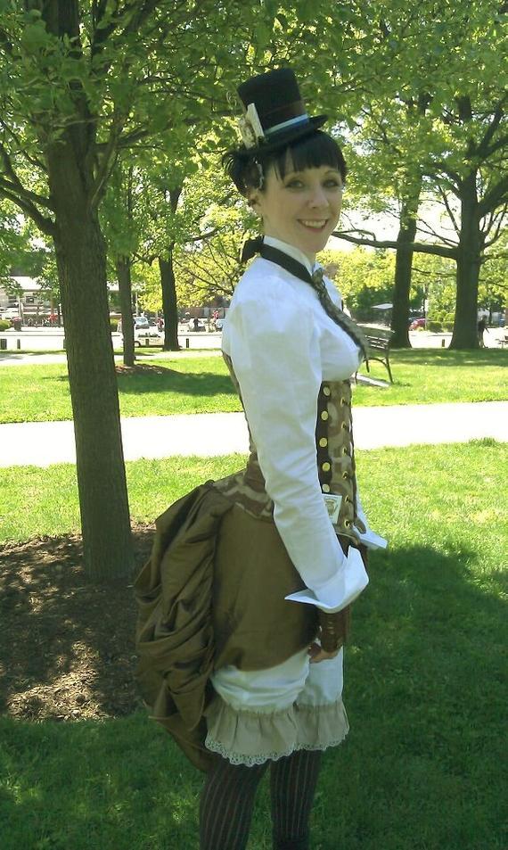 Small top hat | Scrolller