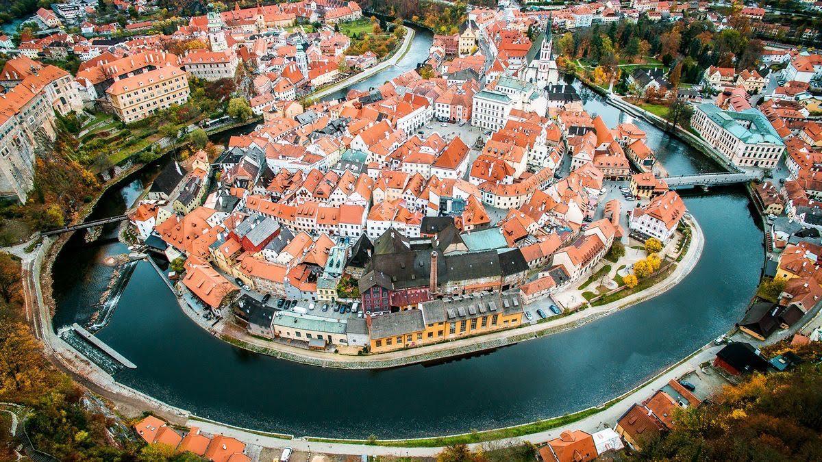 Small town of Cesky Krumlov in Czech Republic | Scrolller