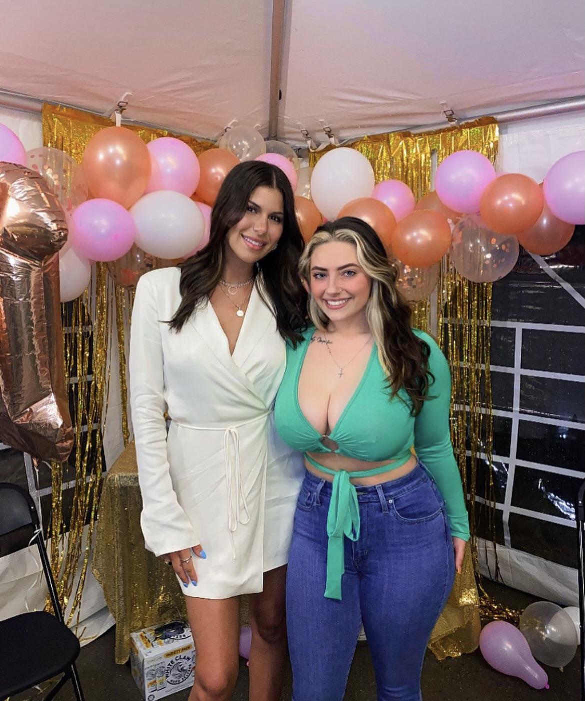 Balloons | Scrolller