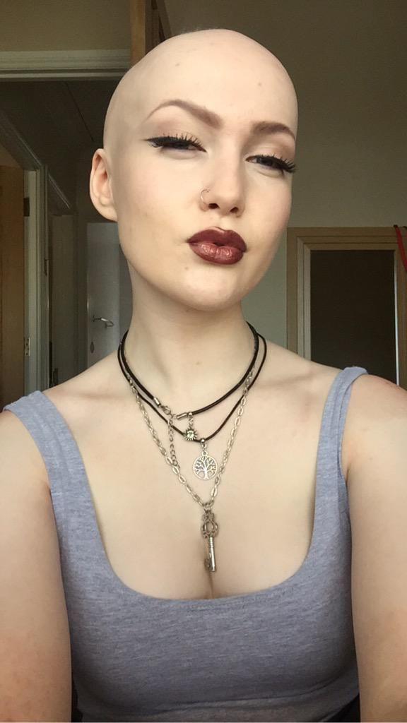 Smooth and Perfectly Pale | Scrolller