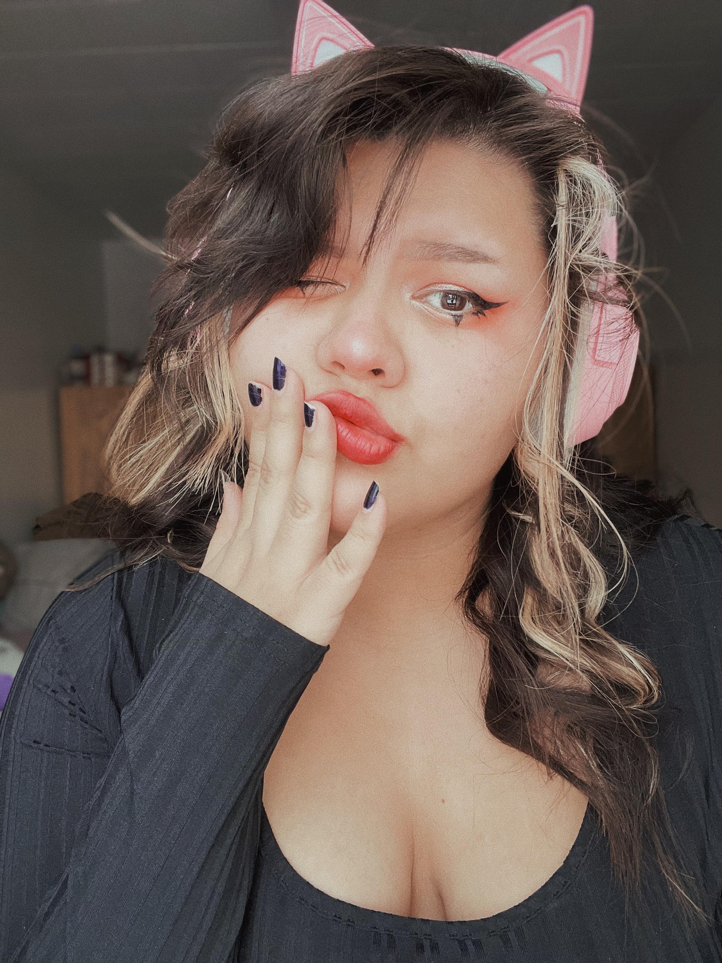 smush [f22] | Scrolller