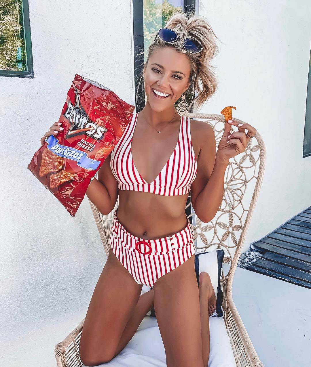 Snack time! | Scrolller