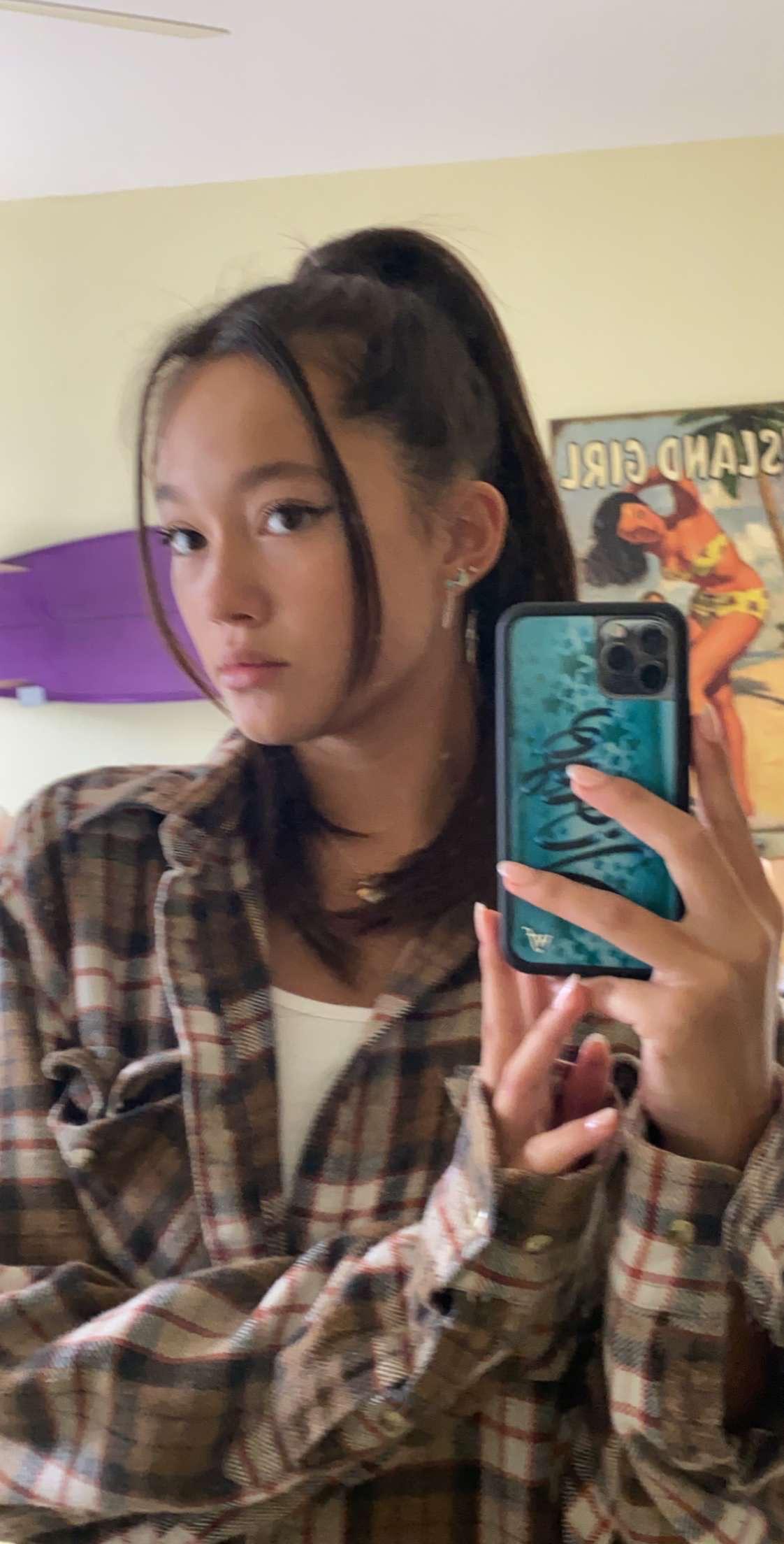 Snap selfie | Scrolller