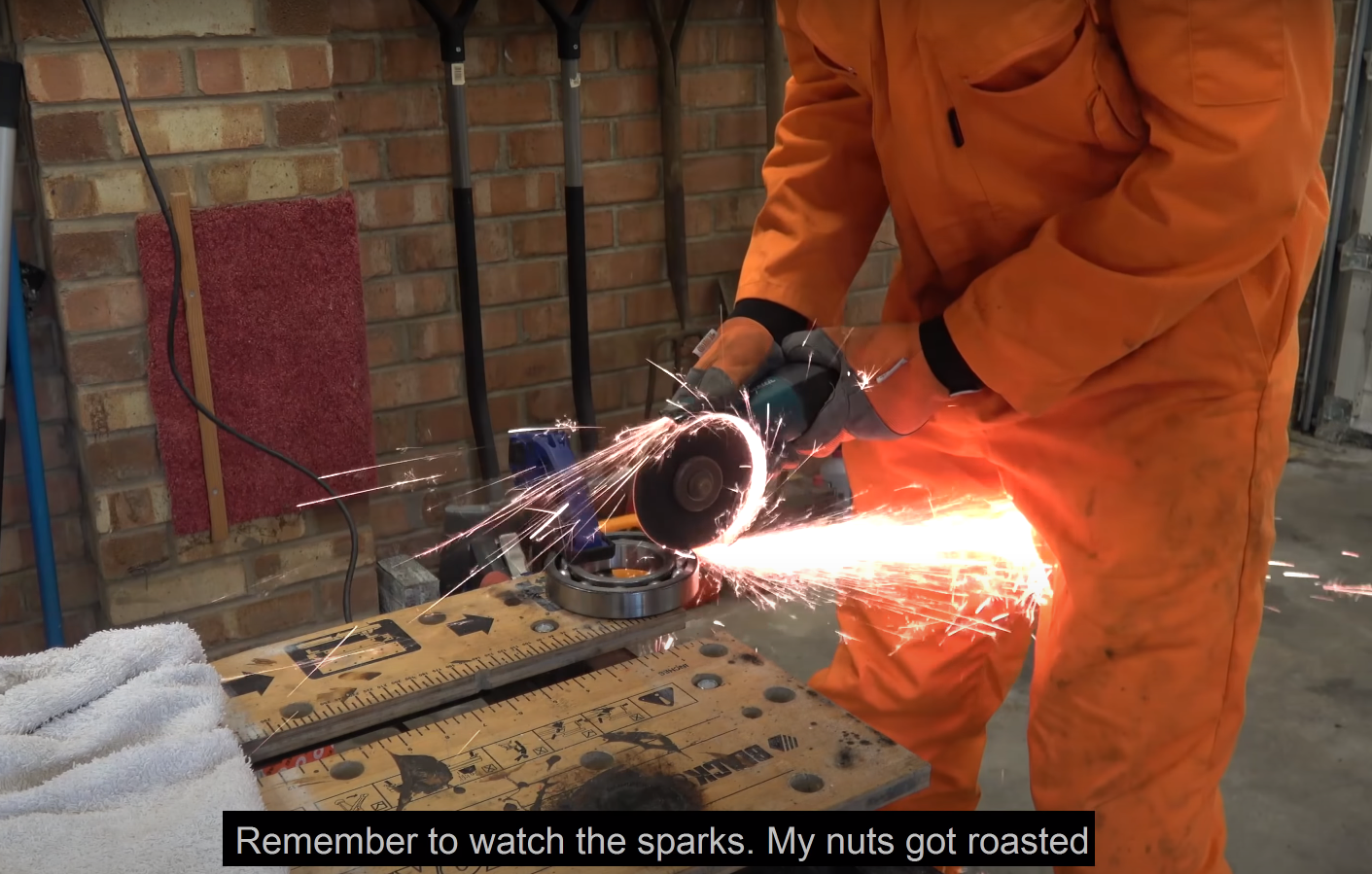 sniff sniff, smell that? | Scrolller