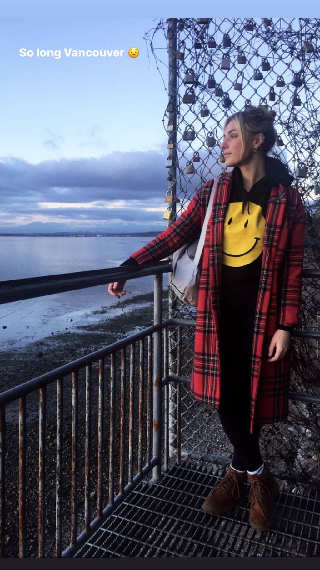 So long Vancouver | Scrolller