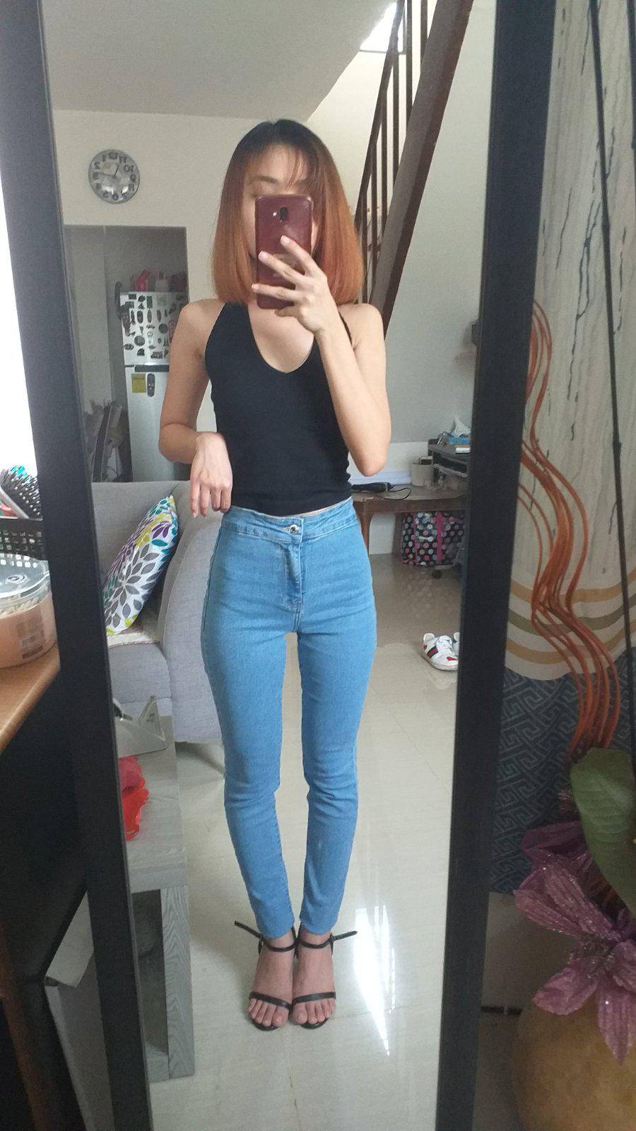 So my GF has a thigh + knee + calf GAP! | Scrolller