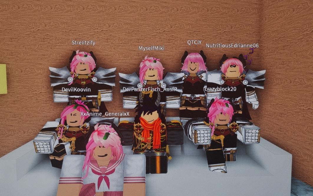 So this is roblox huh | Scrolller