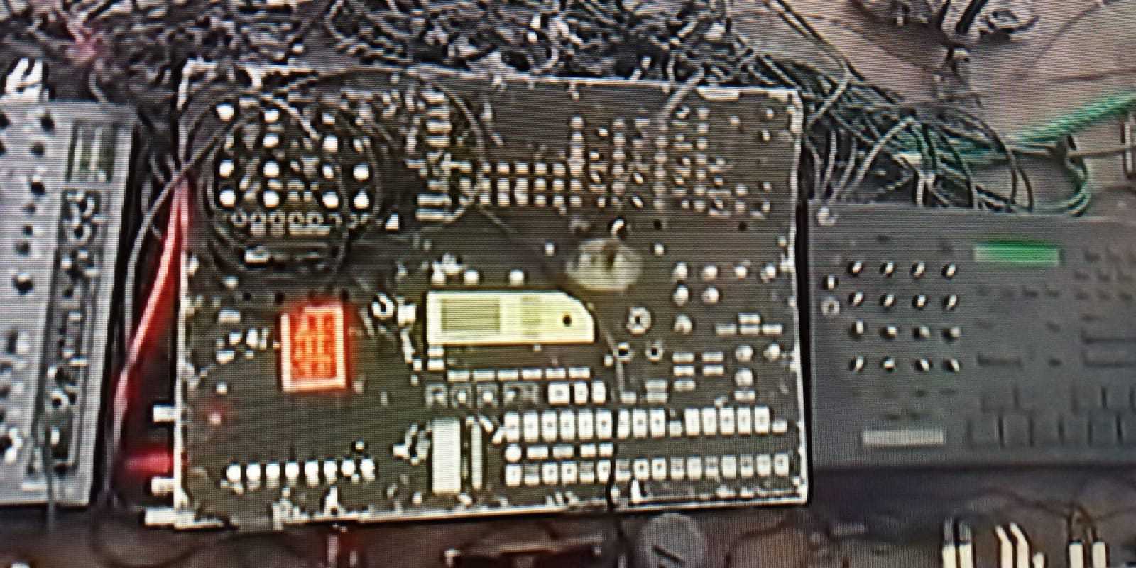 So, what electribe-ish groovebox arduino could this be? | Scrolller