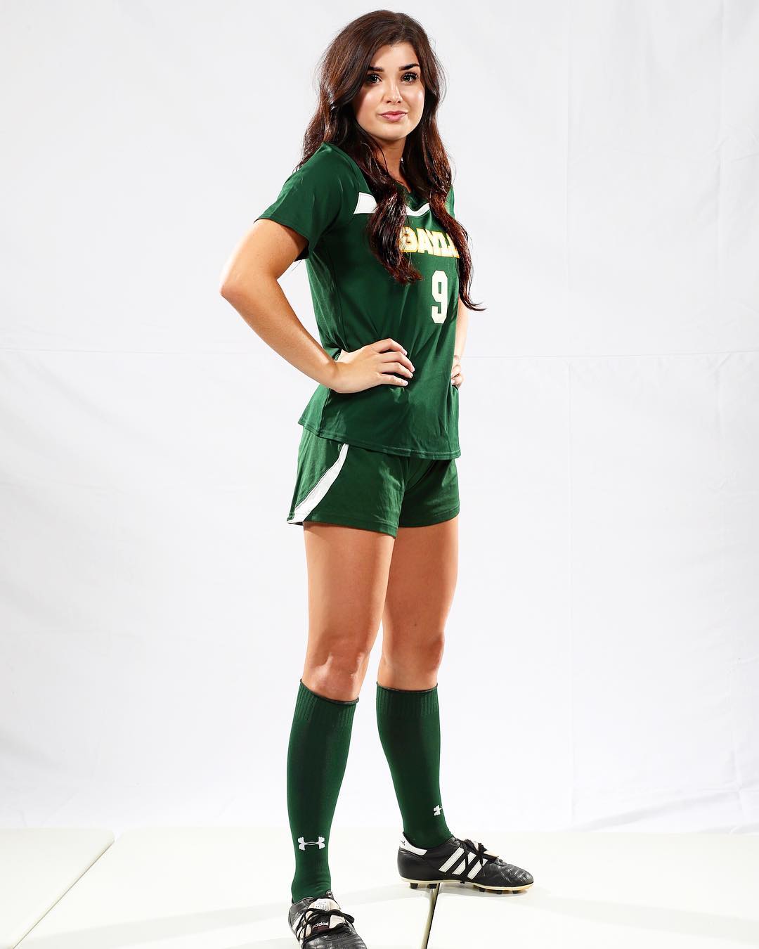 Soccer Hottie | Scrolller