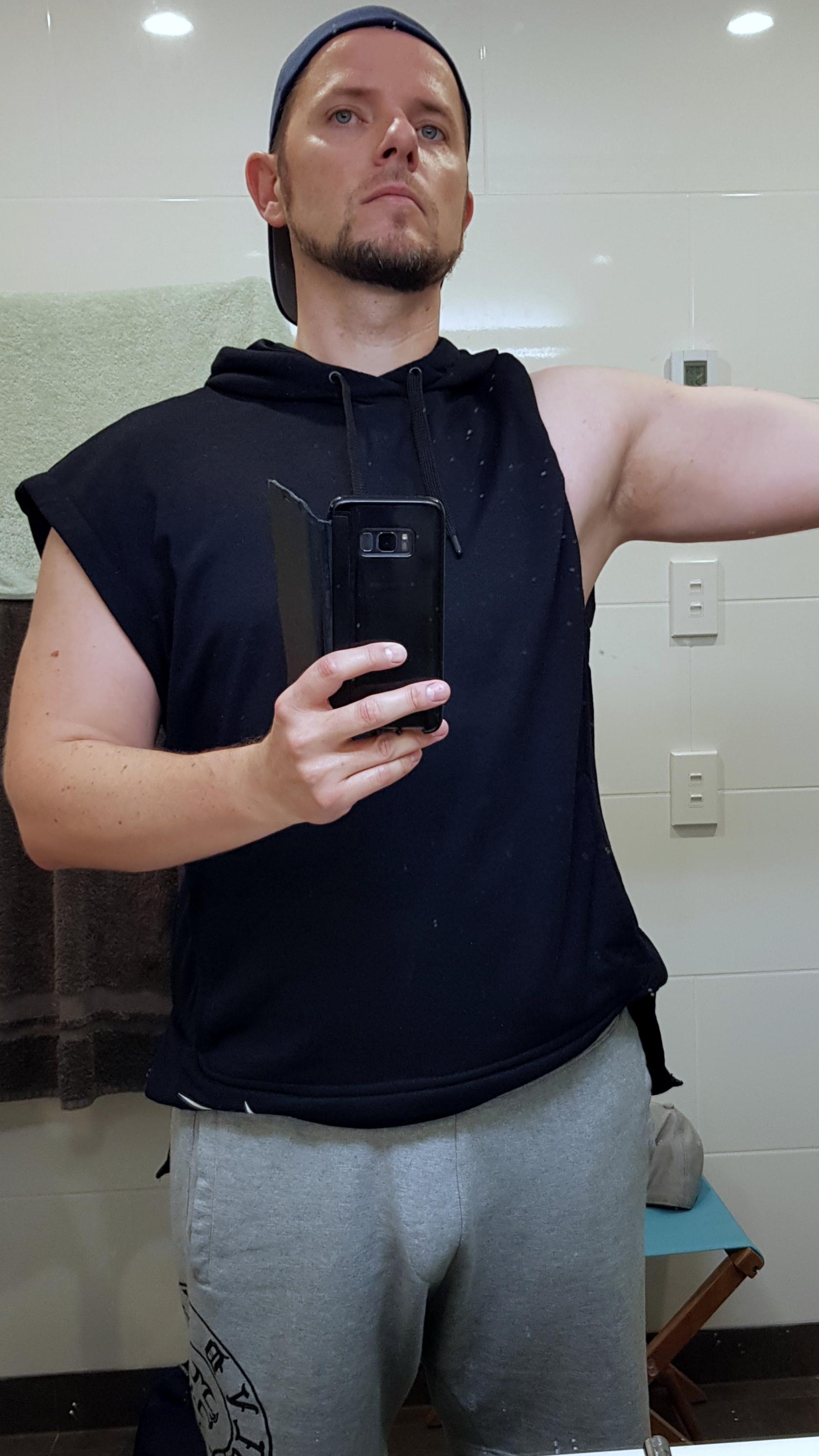 Soft cock freeballing and bulging. ;) | Scrolller