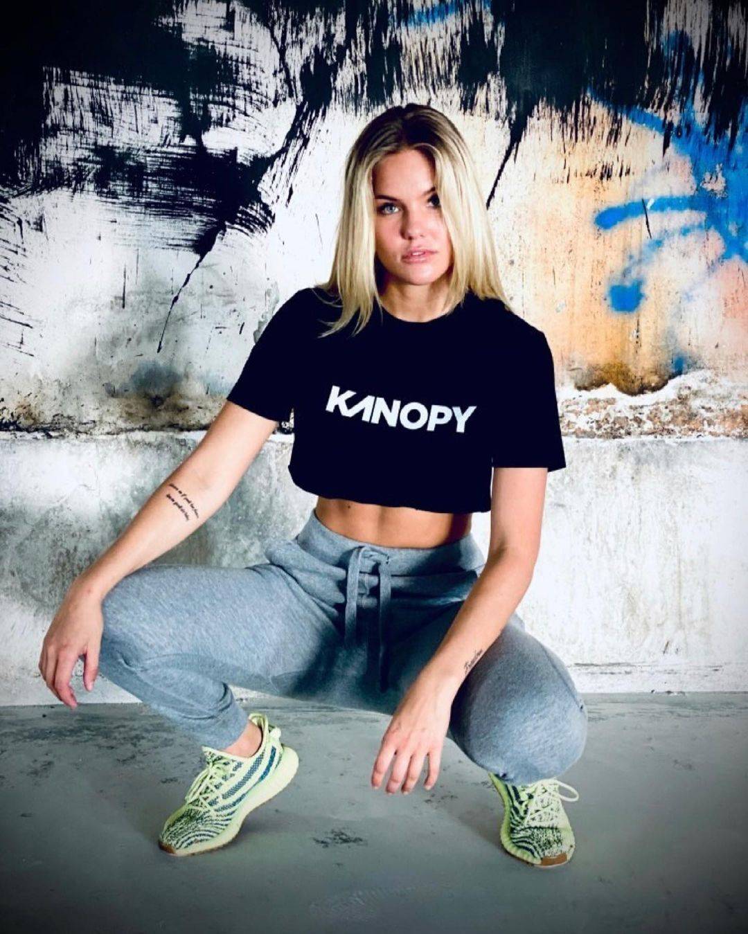 Sofya Zhuk | Scrolller