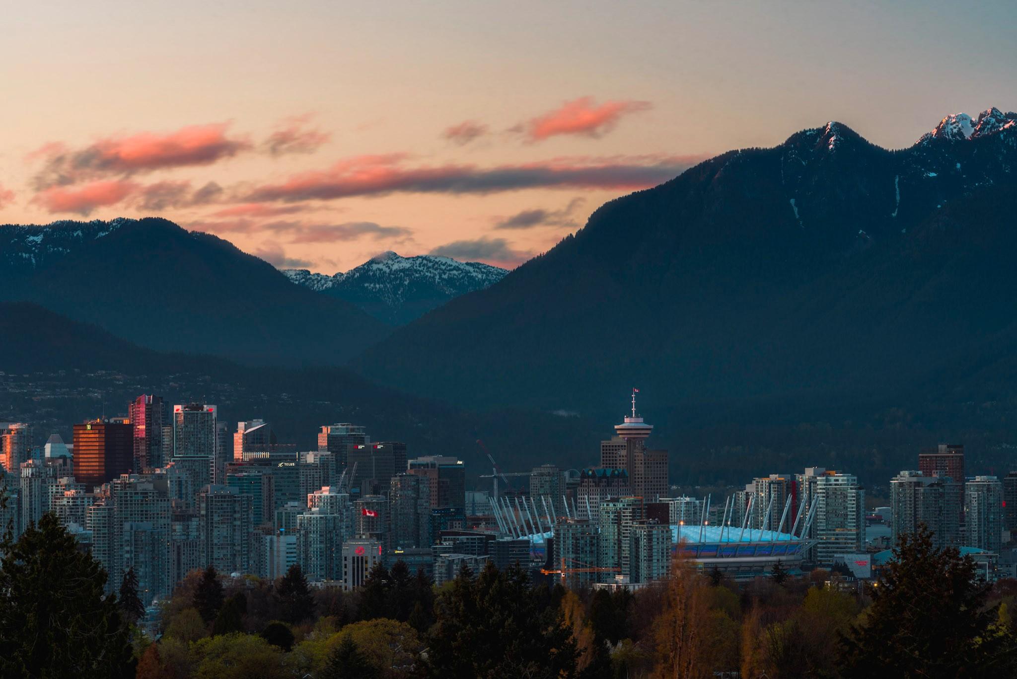 Some epic light over Vancouver | Scrolller