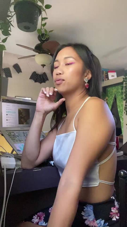 Some Tips for your Button Dicks | Scrolller