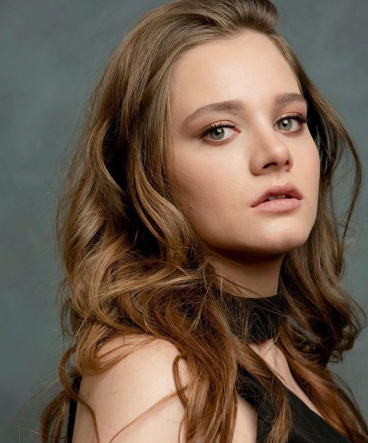 Someone believes beautiful & "innocent" turkish actress MIRAY DANER would be covered in milk to ...