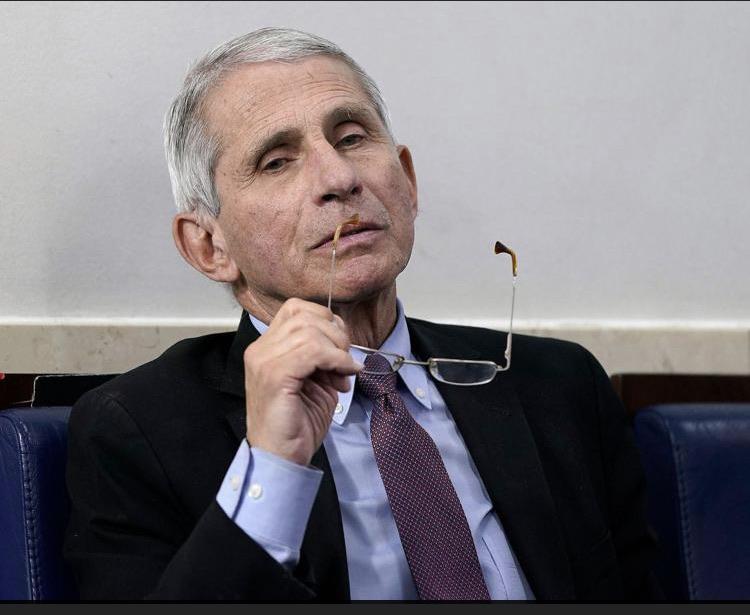 Something odd about this pic. What look was the Doc going for?? | Scrolller