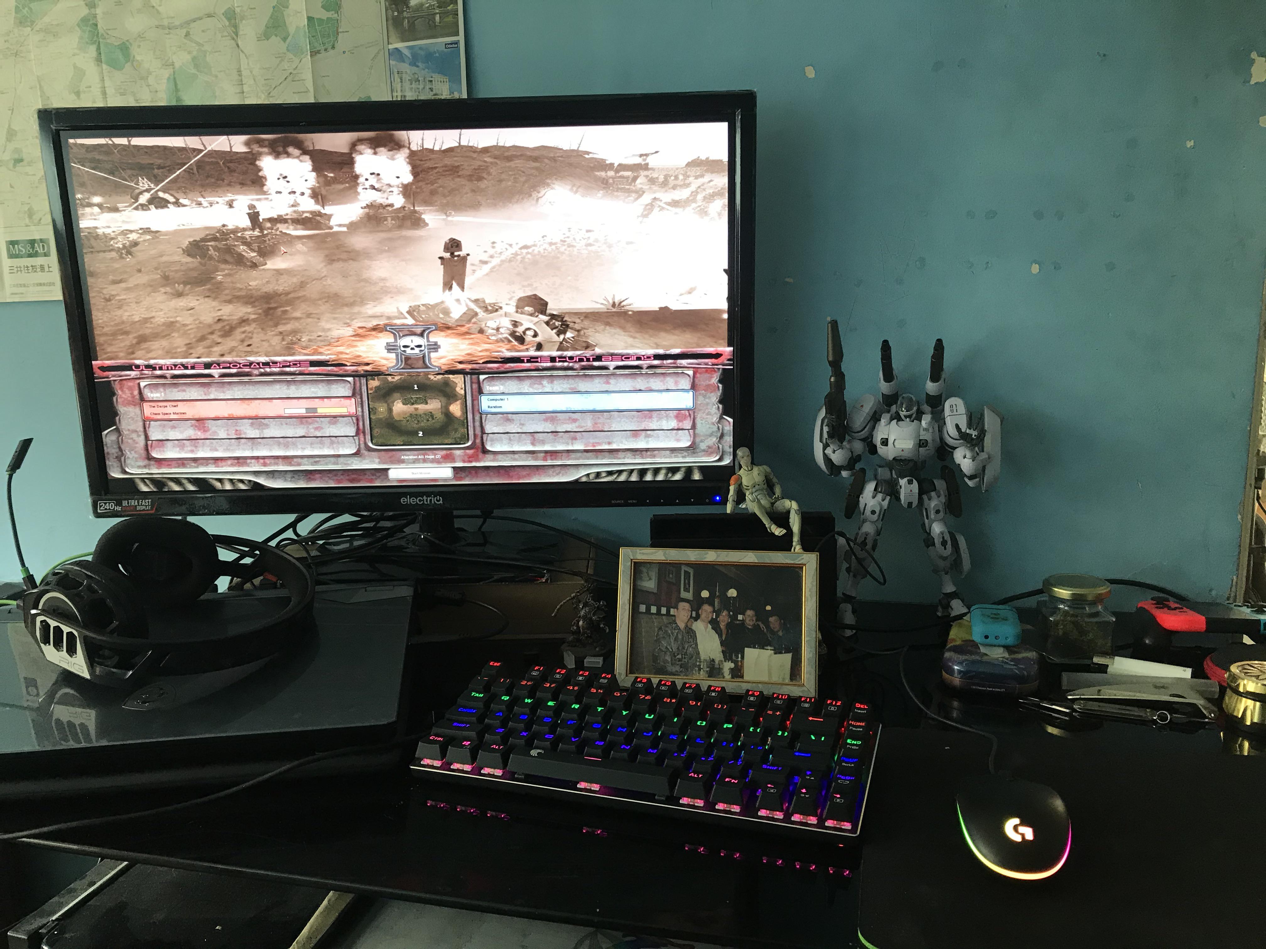 Somewhat a battle station. | Scrolller