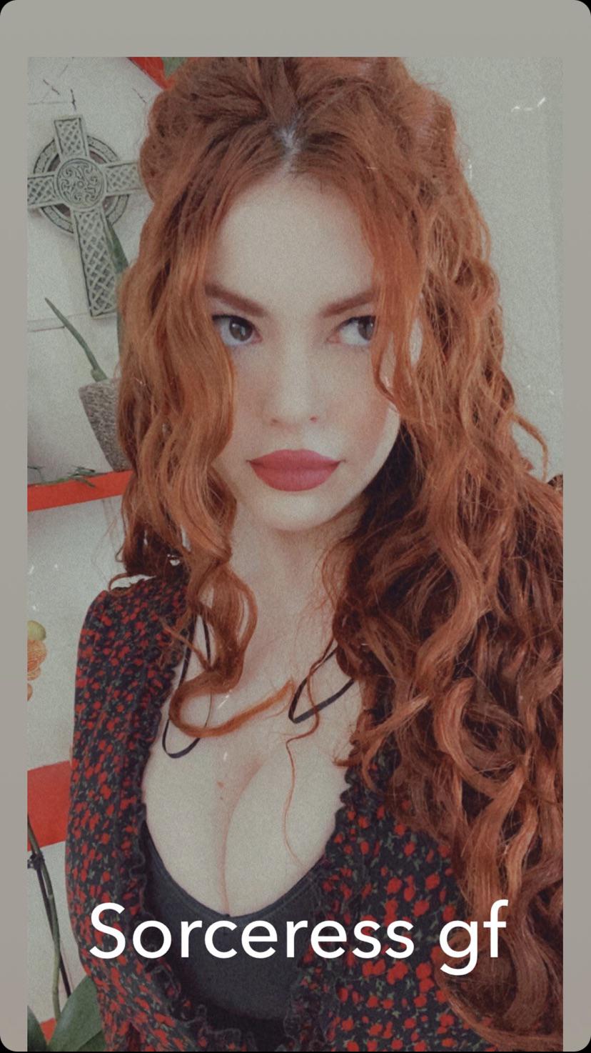Sorceress gf | Scrolller