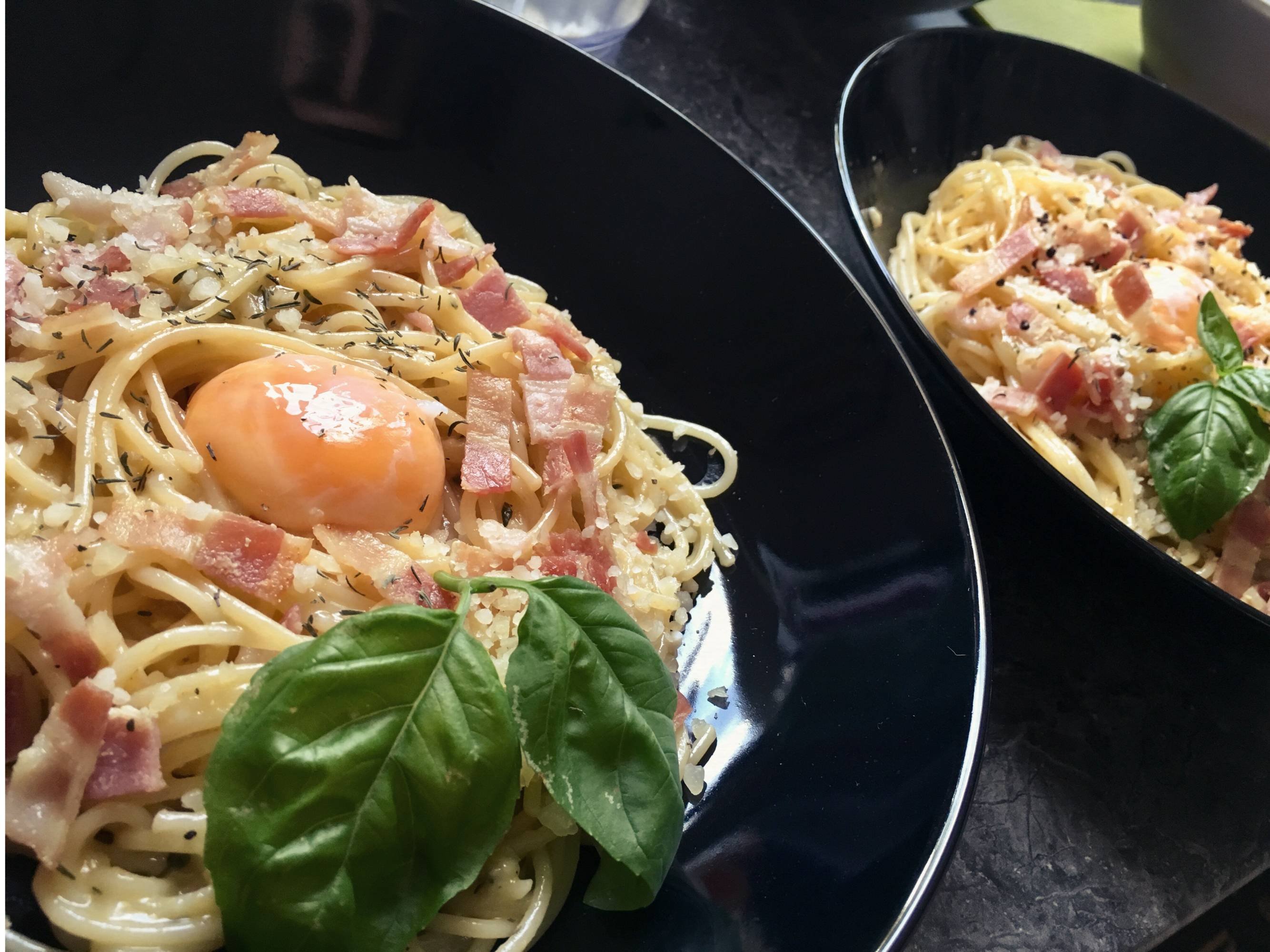 Spaghetti alla Carbonara | Scrolller