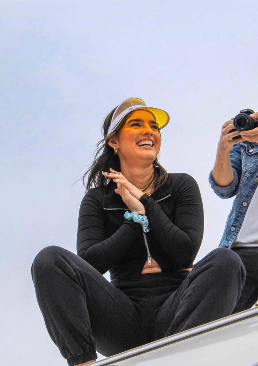 speechless... | Scrolller