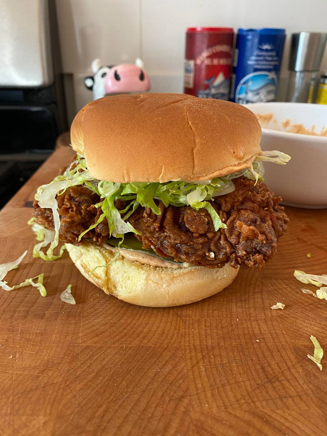 Spicy fried chicken sandwich, sweet Hawaiian bun | Scrolller