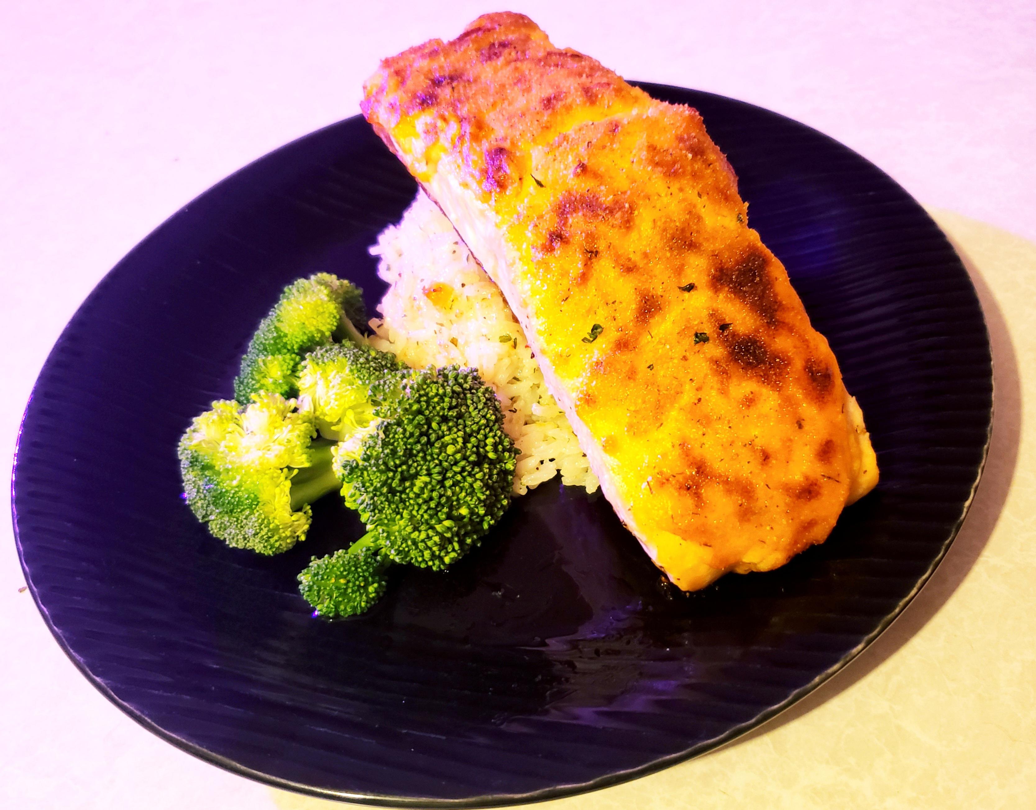 Spicy Mayo and Parmesan Baked Salmon with Lemon Pepper Rice (Dinner for tonight) | Scrolller