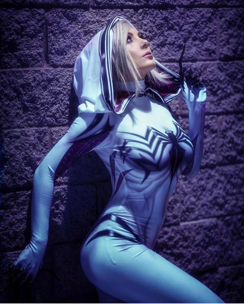 Spider on the wall | Scrolller