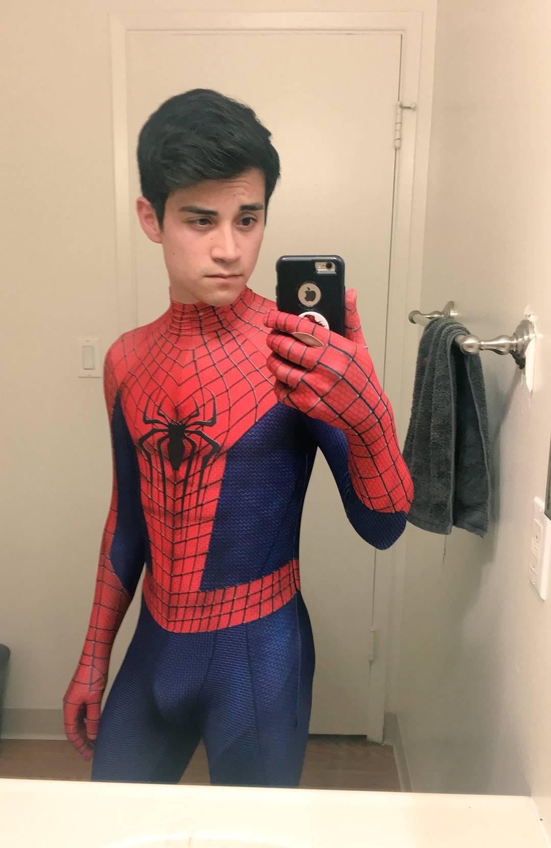 Spidey Bulge | Scrolller
